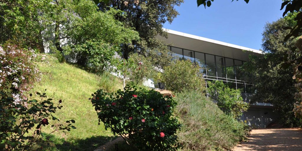 architectural design of Mikado House by Michel Tortel design agency